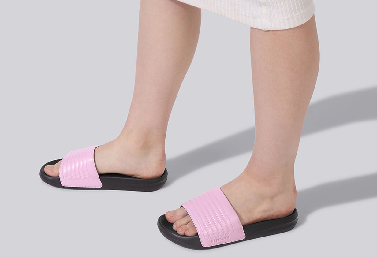 FootBed Slides for Women : Lavender Black