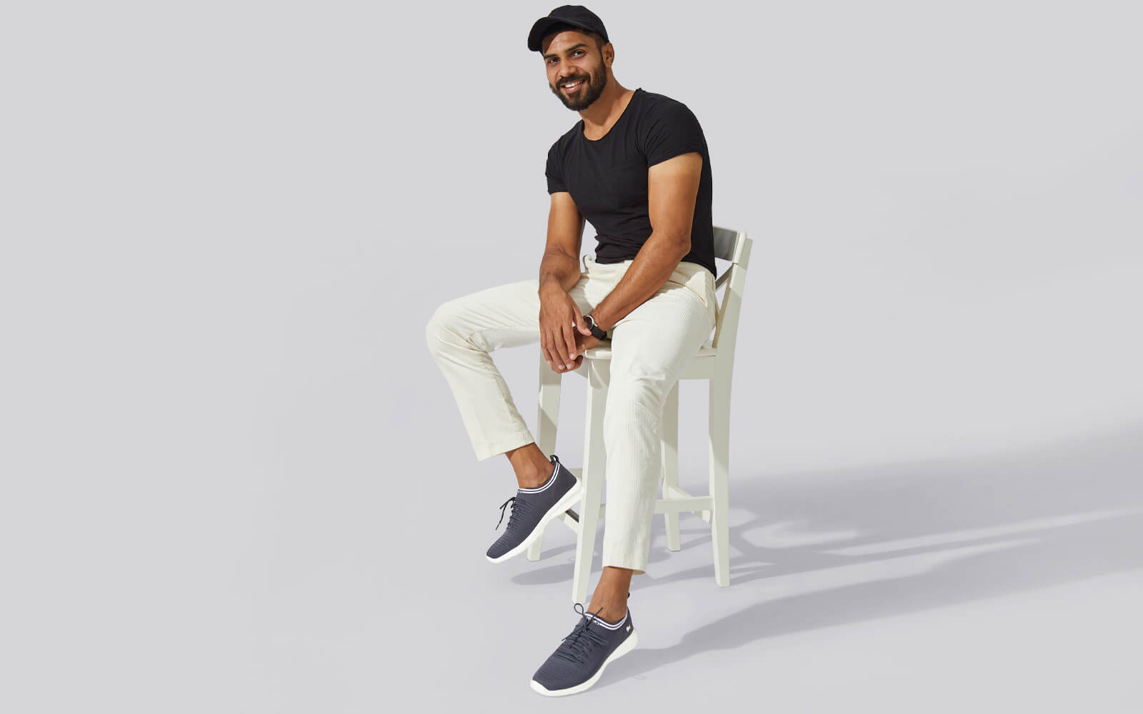 Buy Commuter Basics Sneakers for Men Online - Neemans