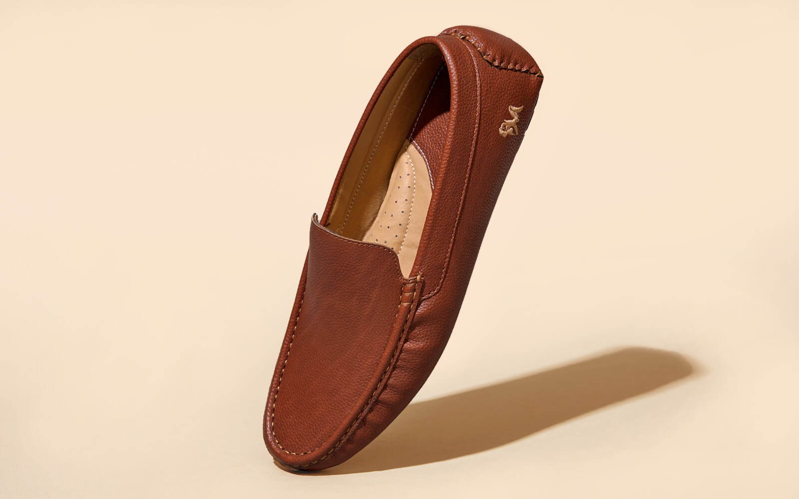 Buy Dapper Loafers For Men Online | 39% Off - Neemans
