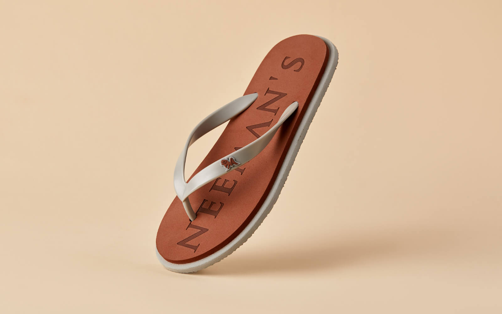 Buy Classic Slippers For Men & Women Online - Neemans